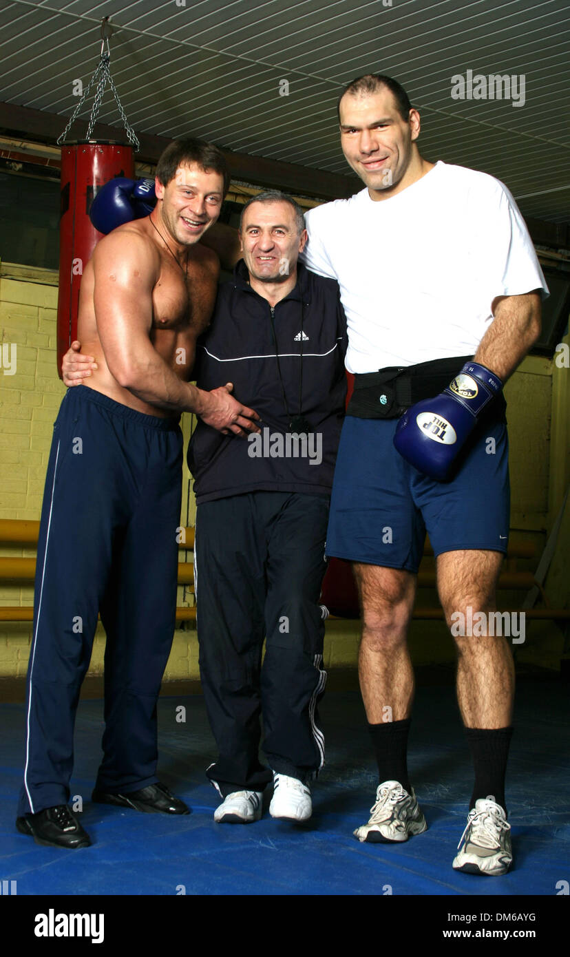 Petersburg boxer Nikolay Valuev (on the right).(Credit Image ...