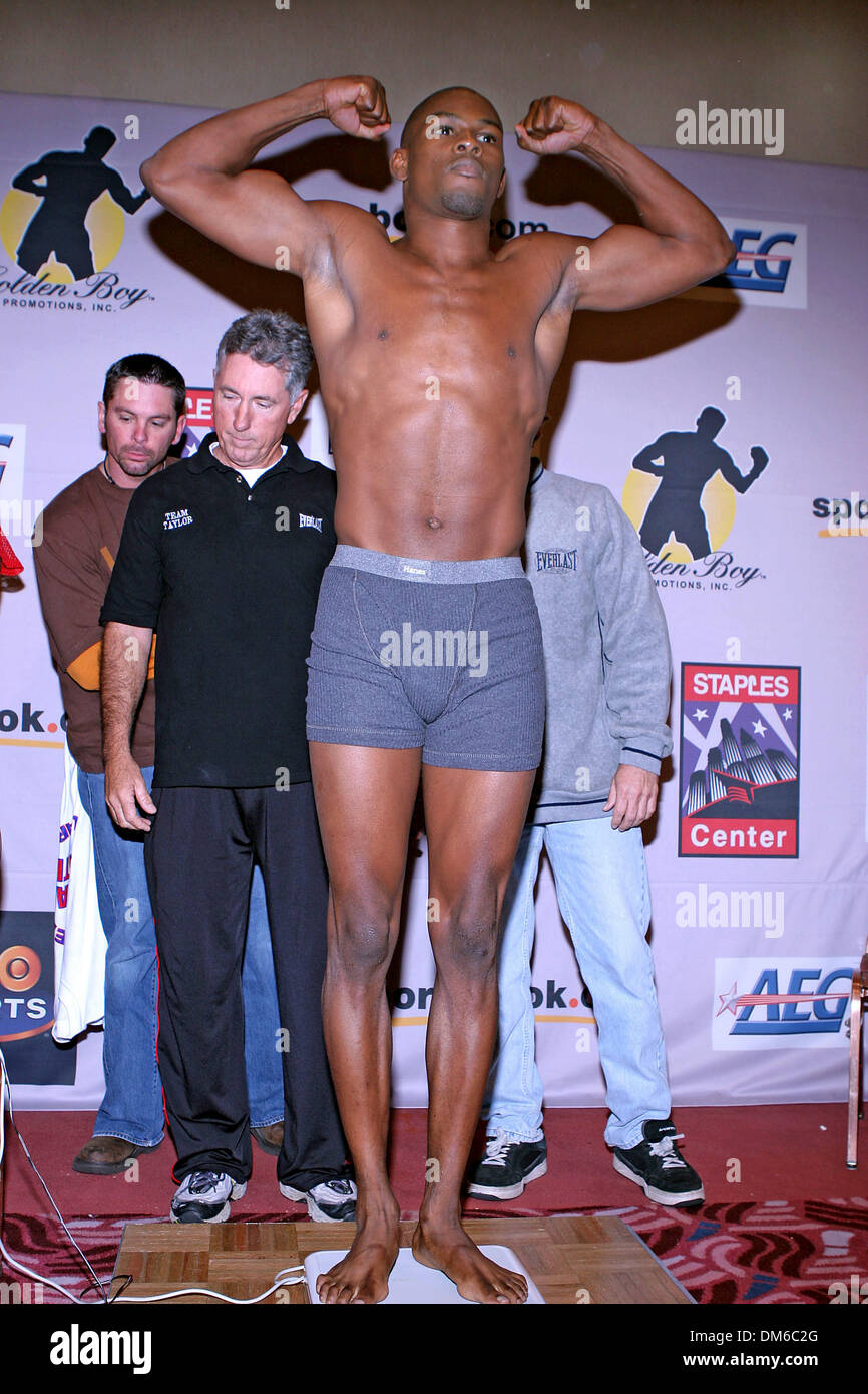 Feb 18, 2005; Los Angeles, CA, USA; Boxer JERMAINE TAYLOR at the weigh ...