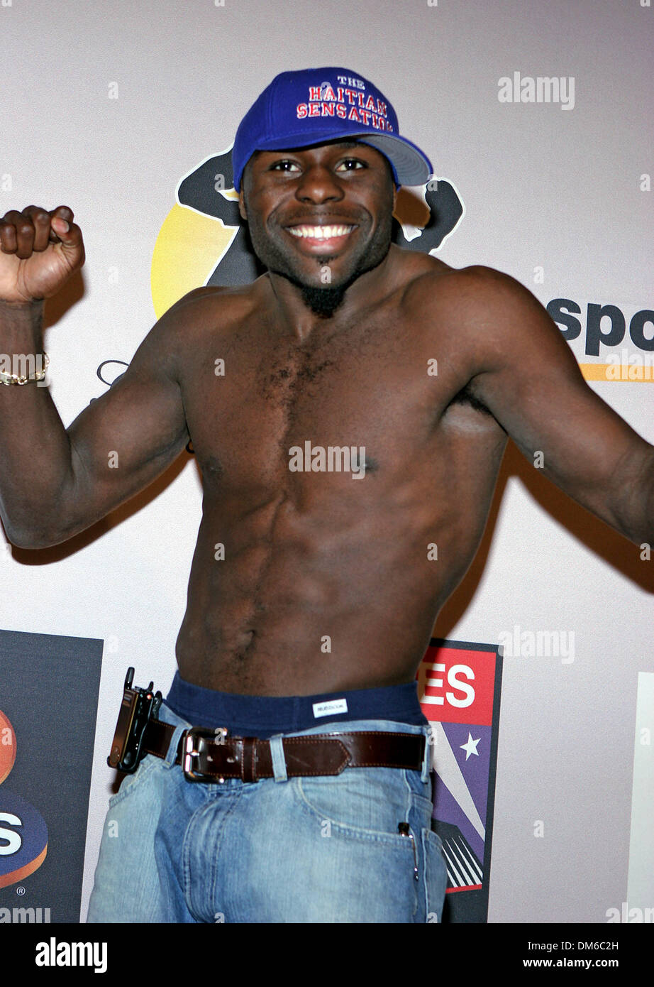 Boxer daniel edouard hi-res stock photography and images - Alamy