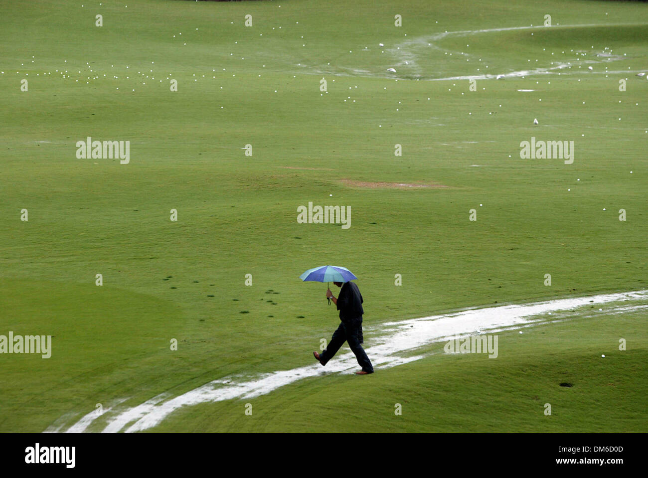 Mar 09, 2005; Palm Beach Gardens, FL, USA; Volunteer MIKE GILMORE ...