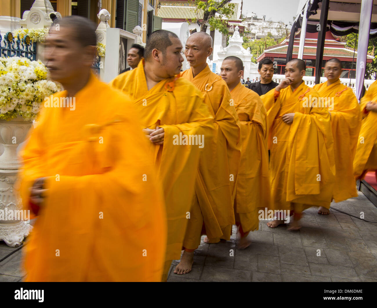 Bangkok, Thailand. 12th Dec, 2013. Thai-Chinese Mahayana Buddhist Monks ...