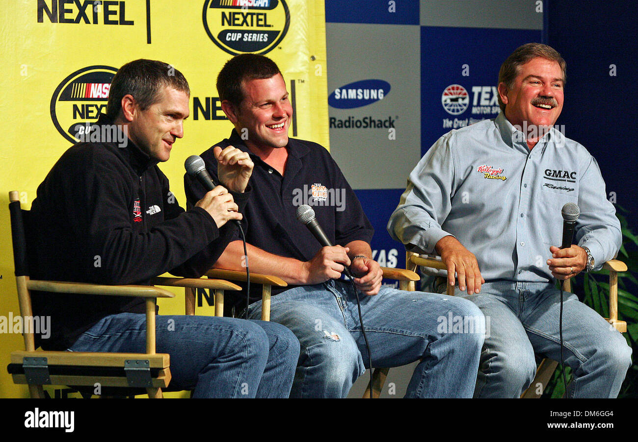 Apr 15, 2005; Fort Worth, TX, USA; Nascar.Bobby Labonte (left) with ...