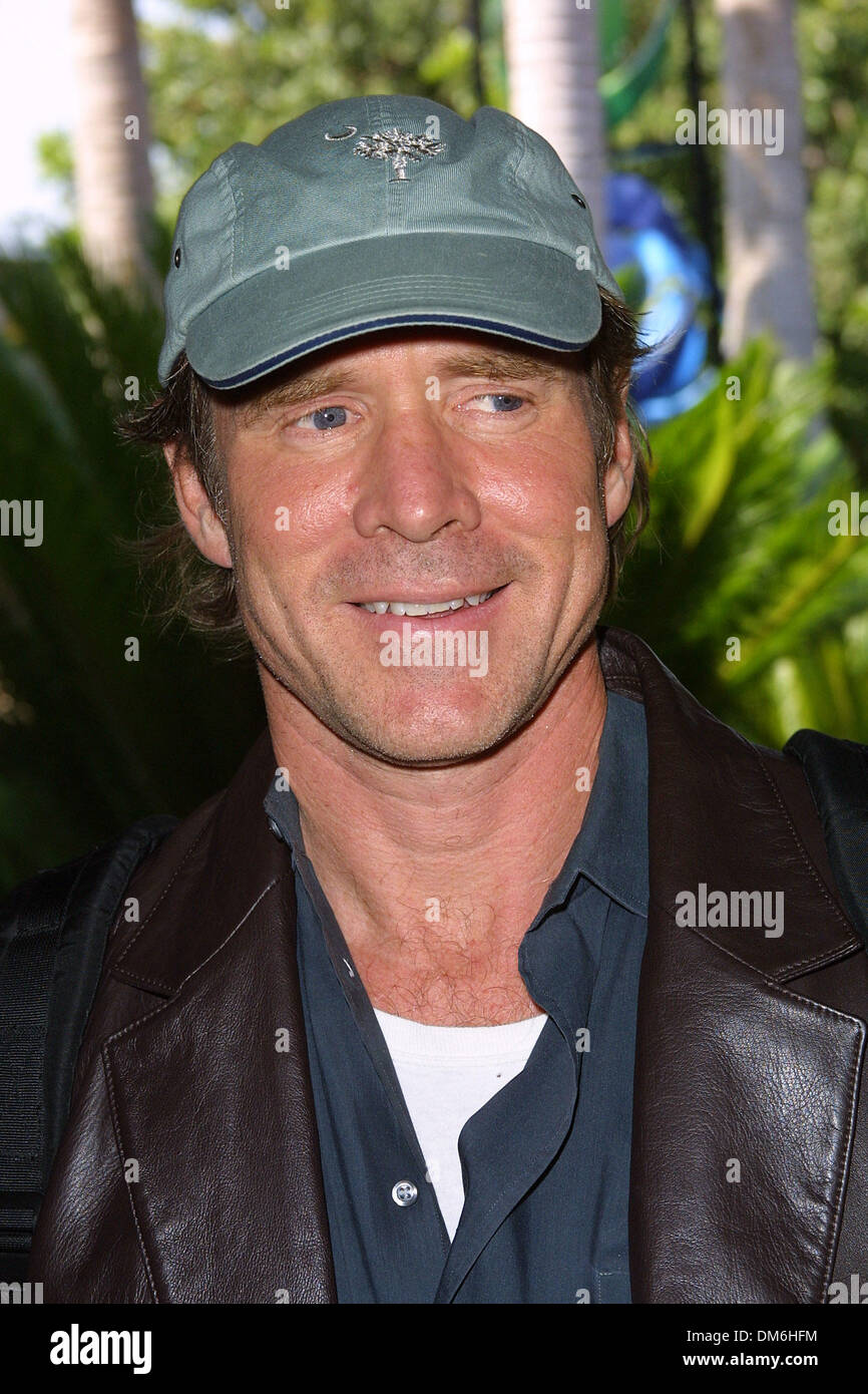July 25, 2001 - Los Angeles, CALIFORNIA - CBS PRESS TOUR 2001 PARTY ...
