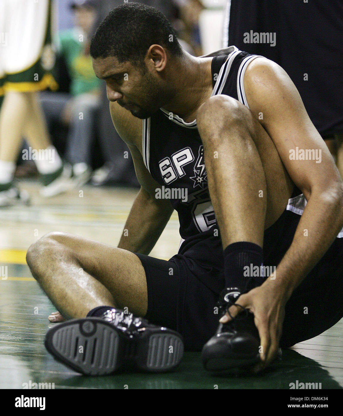 May 19, 2005; Seattle, WA, USA; San Antonio Spurs TIM DUNCAN holds his ...
