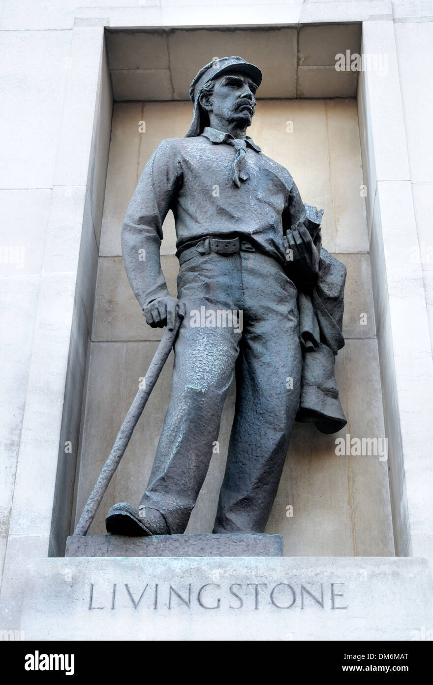 London, England, UK. Statue: David Livingstone (1813-73; missionary and ...