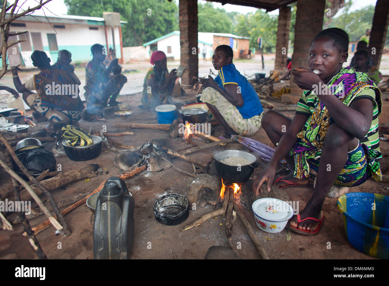 Poor hospital africa hi-res stock photography and images - Alamy