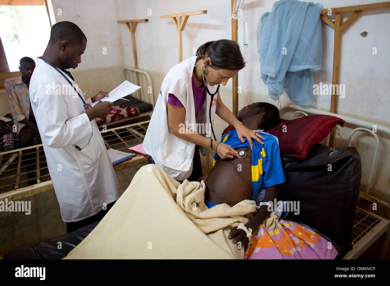 MSF doctor at work in batangafo hospital, central african republic ...