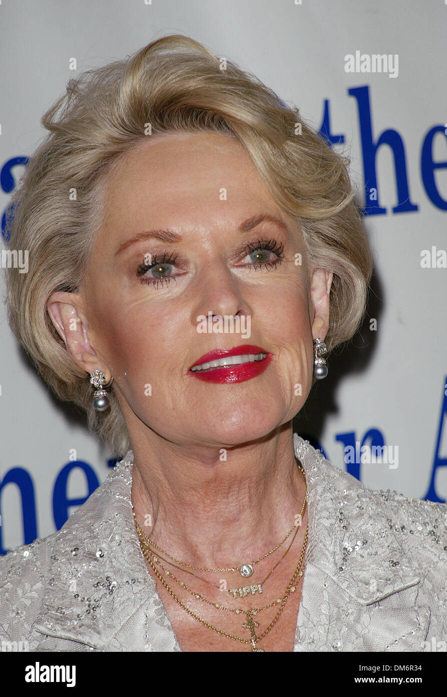 Tippi hedron hi-res stock photography and images - Alamy