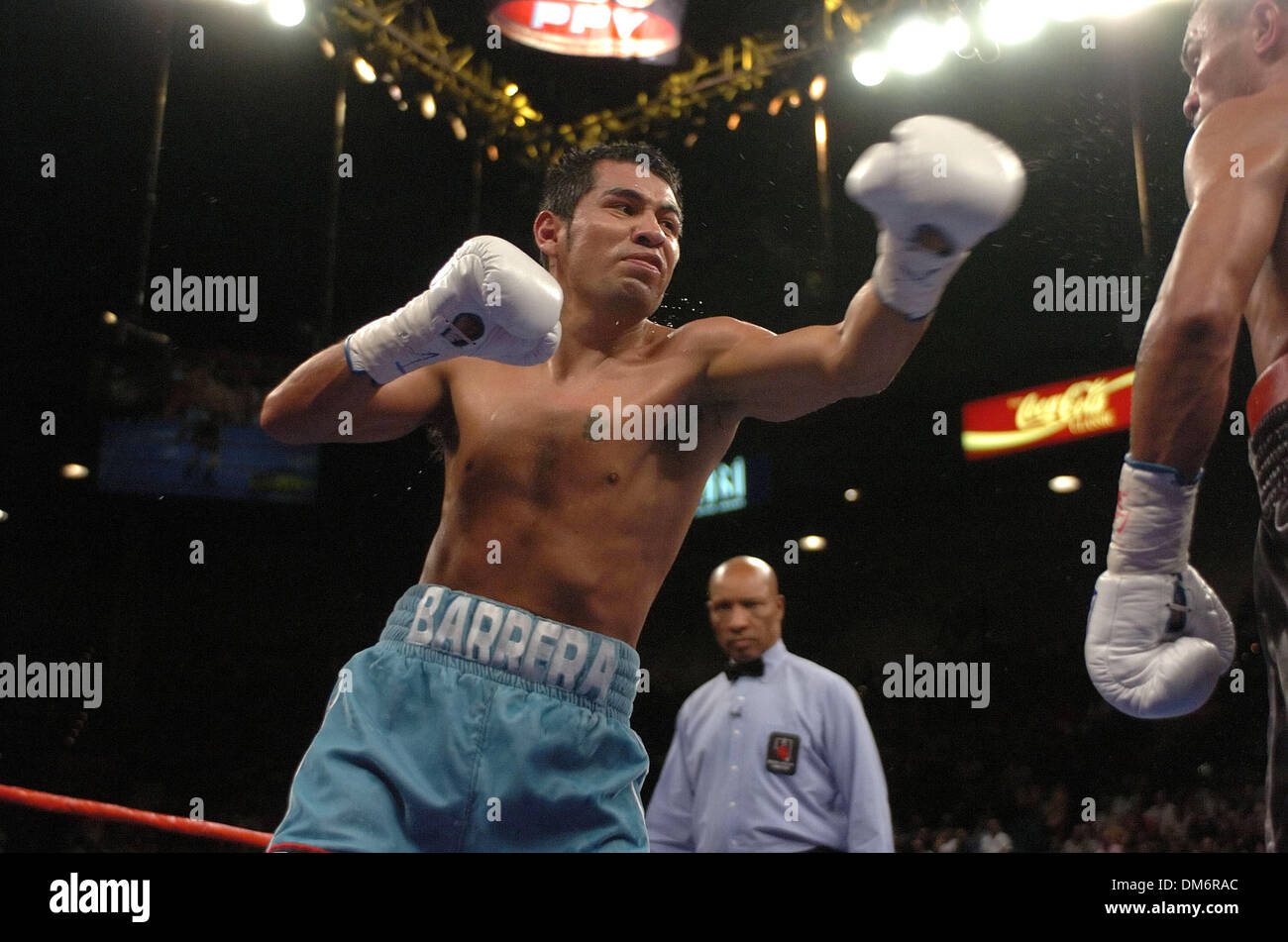 Ibf super featherweight title hi-res stock photography and images - Alamy