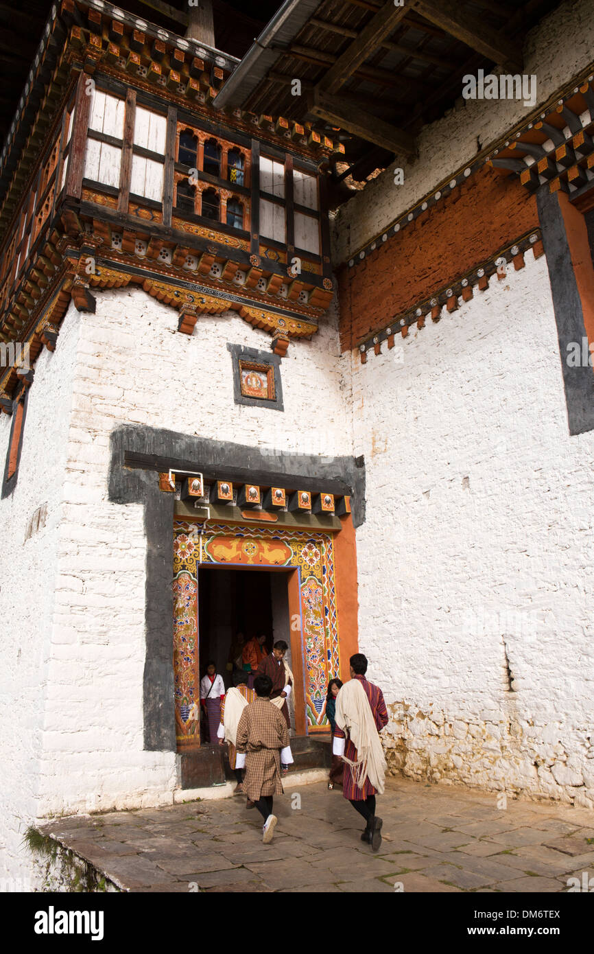 Bhutan, Bumthang Valley, Jakar Dzong, people entering dzong to see ...