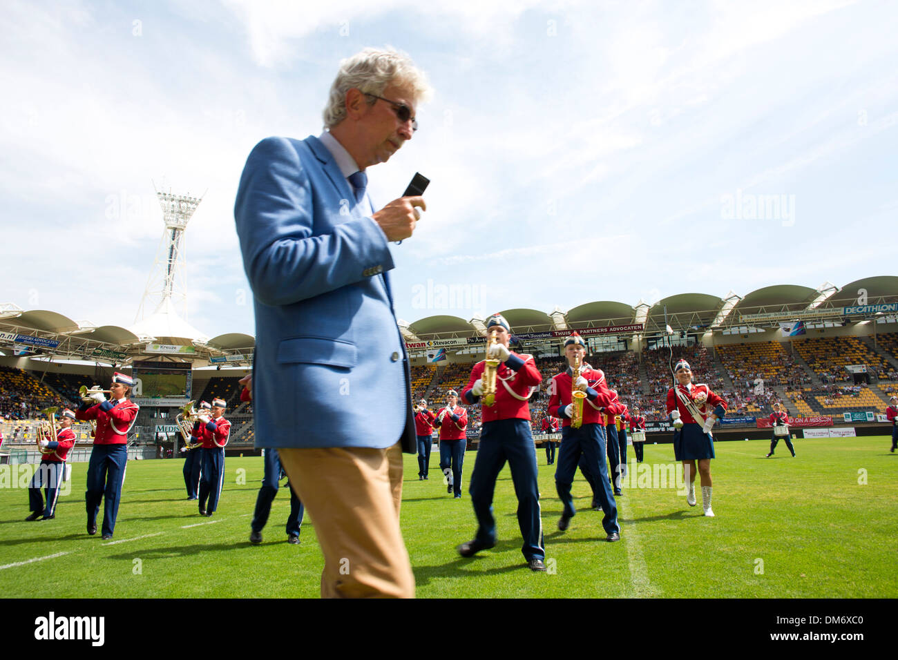 Music competition with judges hi-res stock photography and images - Alamy