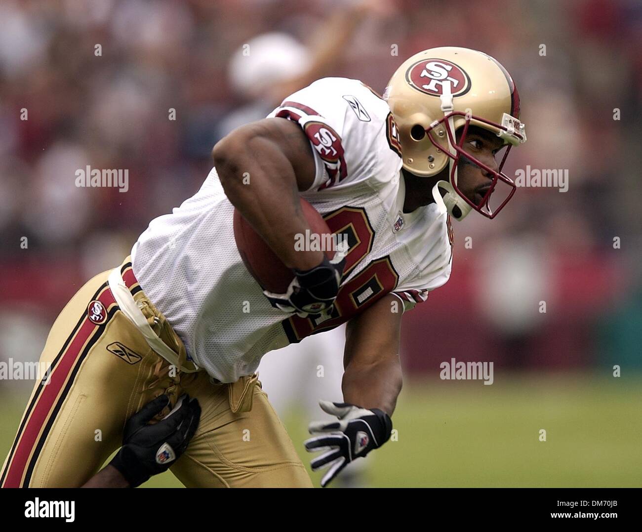 San Francisco 49ers wide receiver Curtis Conway looks downfield after ...
