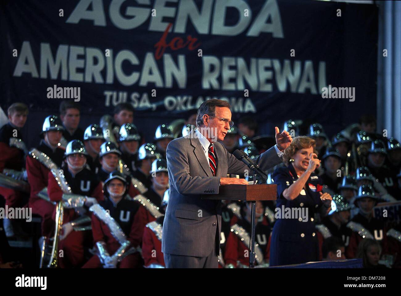 George Bush 1992 Campaign High Resolution Stock Photography and Images ...