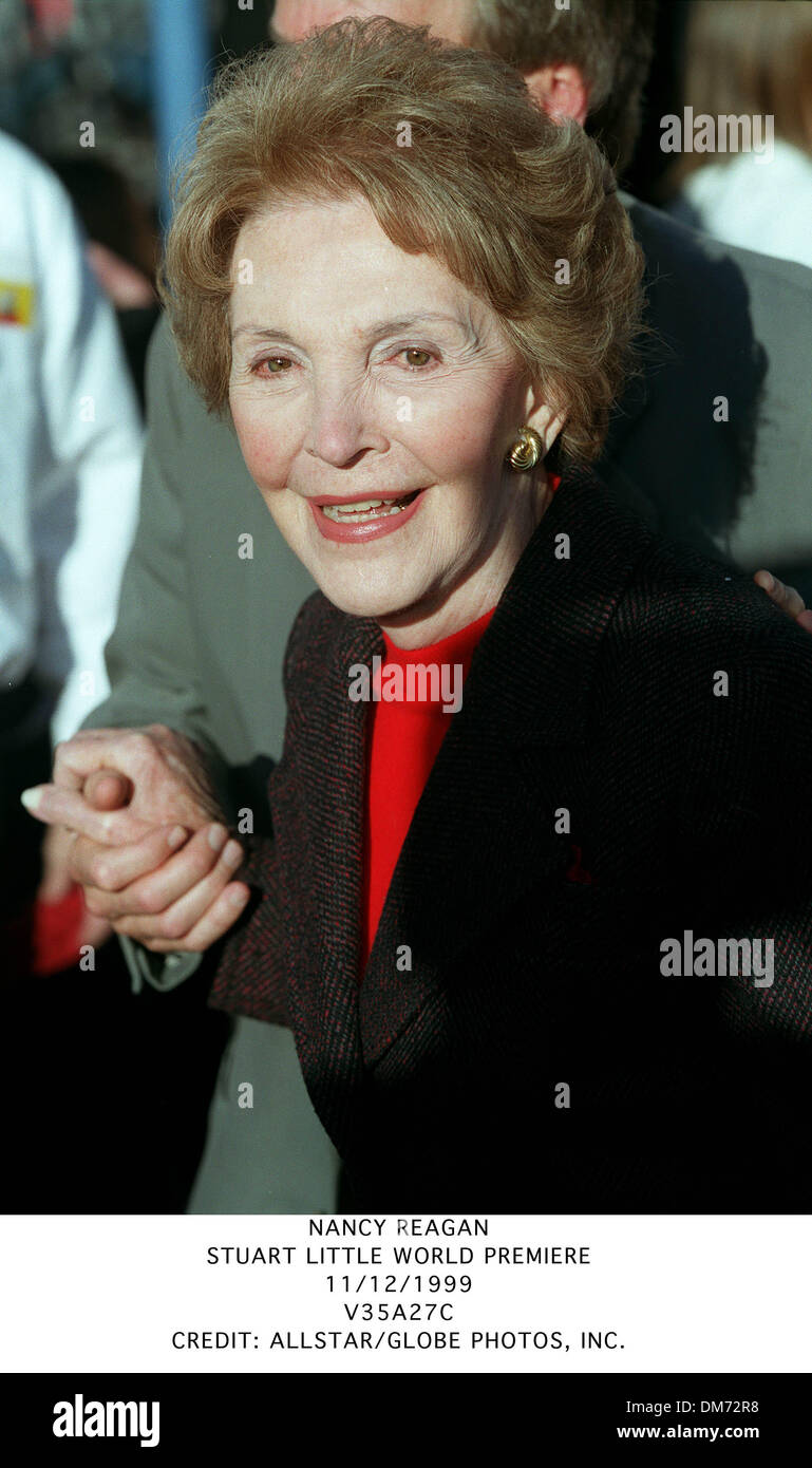 NANCY REAGAN.STUART LITTLE WORLD PREMIERE.11/12/1999.V35A27C Stock ...