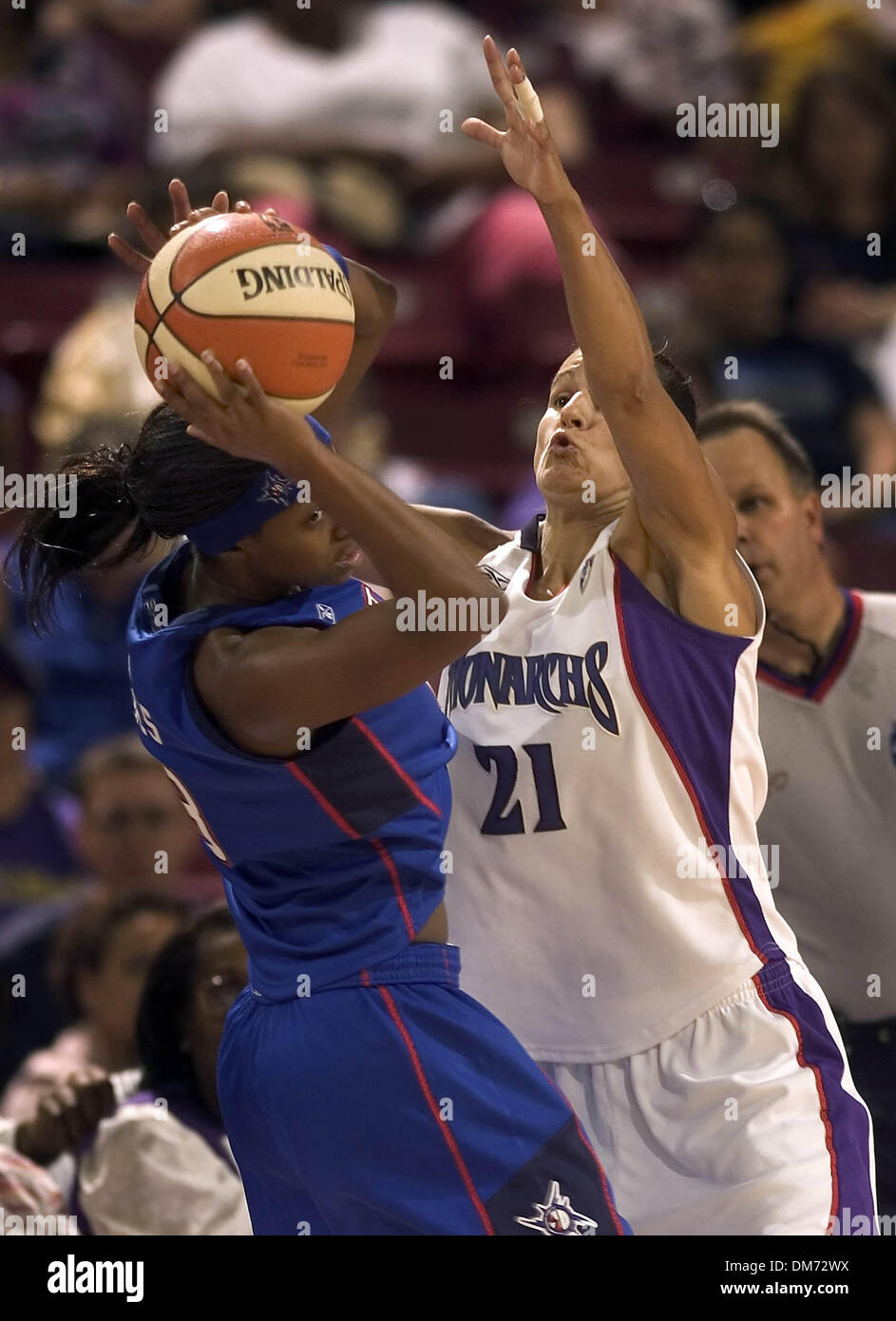 Jul 24, 2005; Sacramento, CA, USA; Sacramento Monarchs Ticha Penicheiro ...