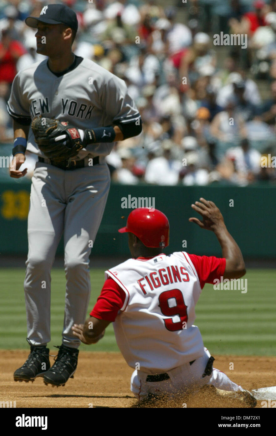 Action photo of new york yankees hi-res stock photography and images ...