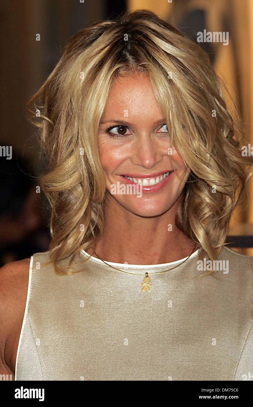 Mar. 9, 2001 - K49915RM.ELLE MACPHERSON PROMOTES HER 'ONCE UPON A TIME ...