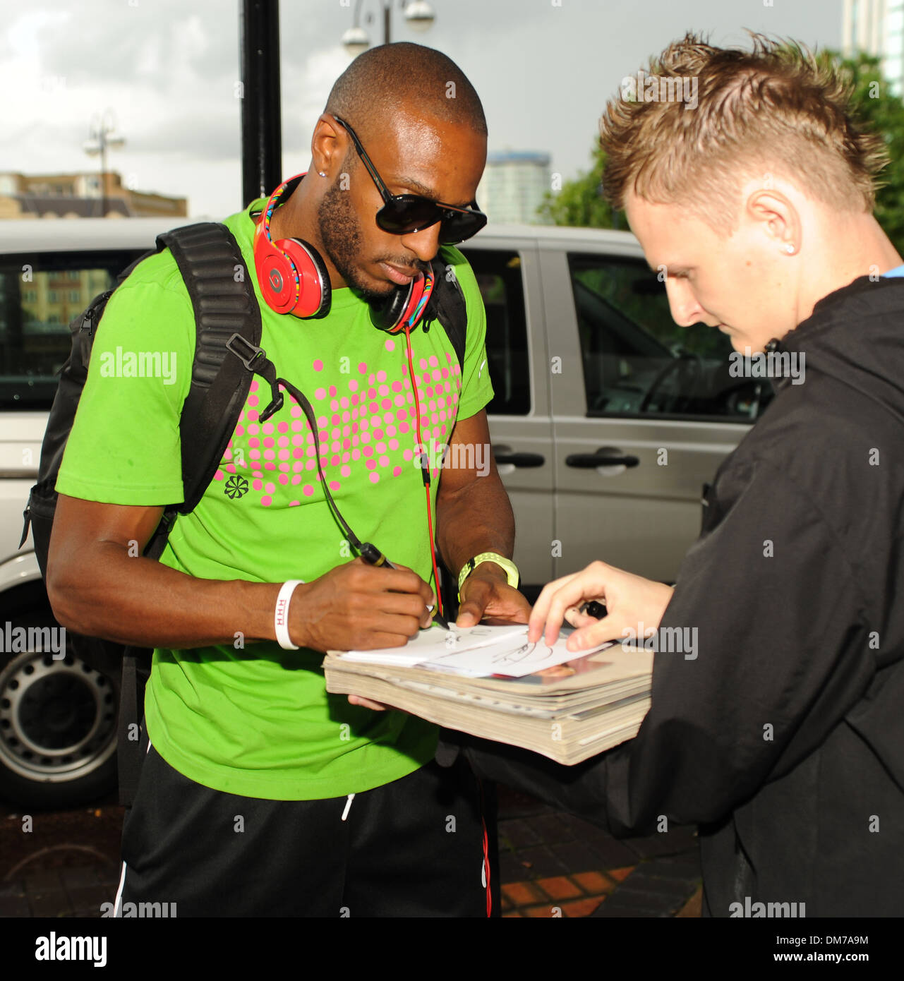 Angelo Taylor Athletes meet fans outside their hotel prior to Diamond ...