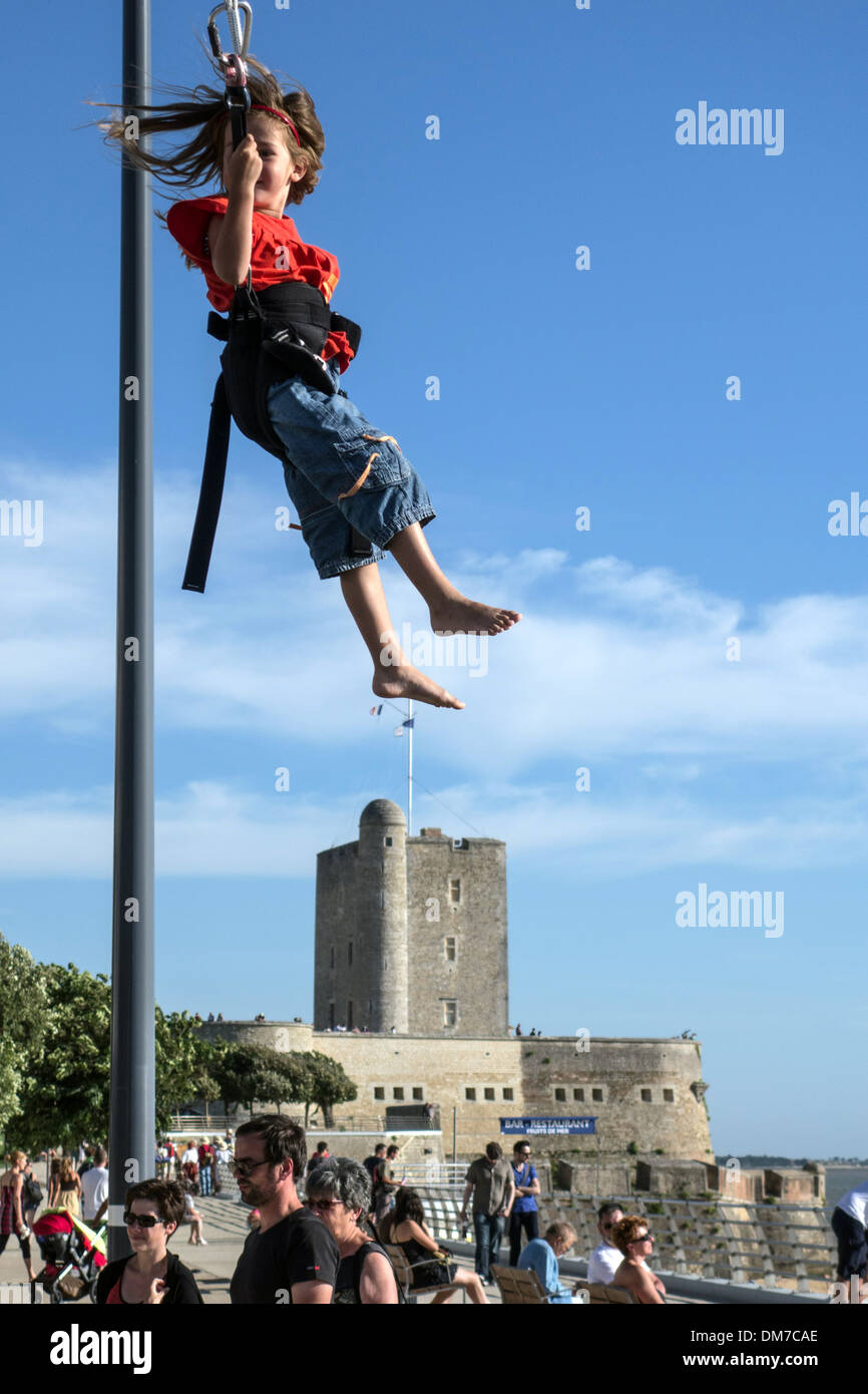 Beaune festival scene hi-res stock photography and images - Alamy