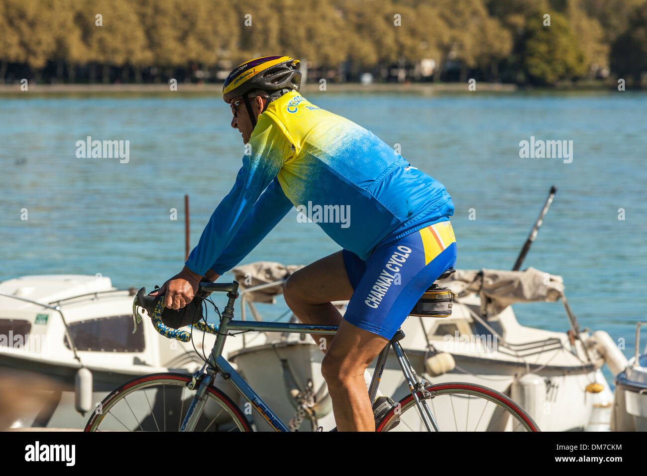 Cycling path and cyclists around Lake Annecy, Savoie, France Stock ...