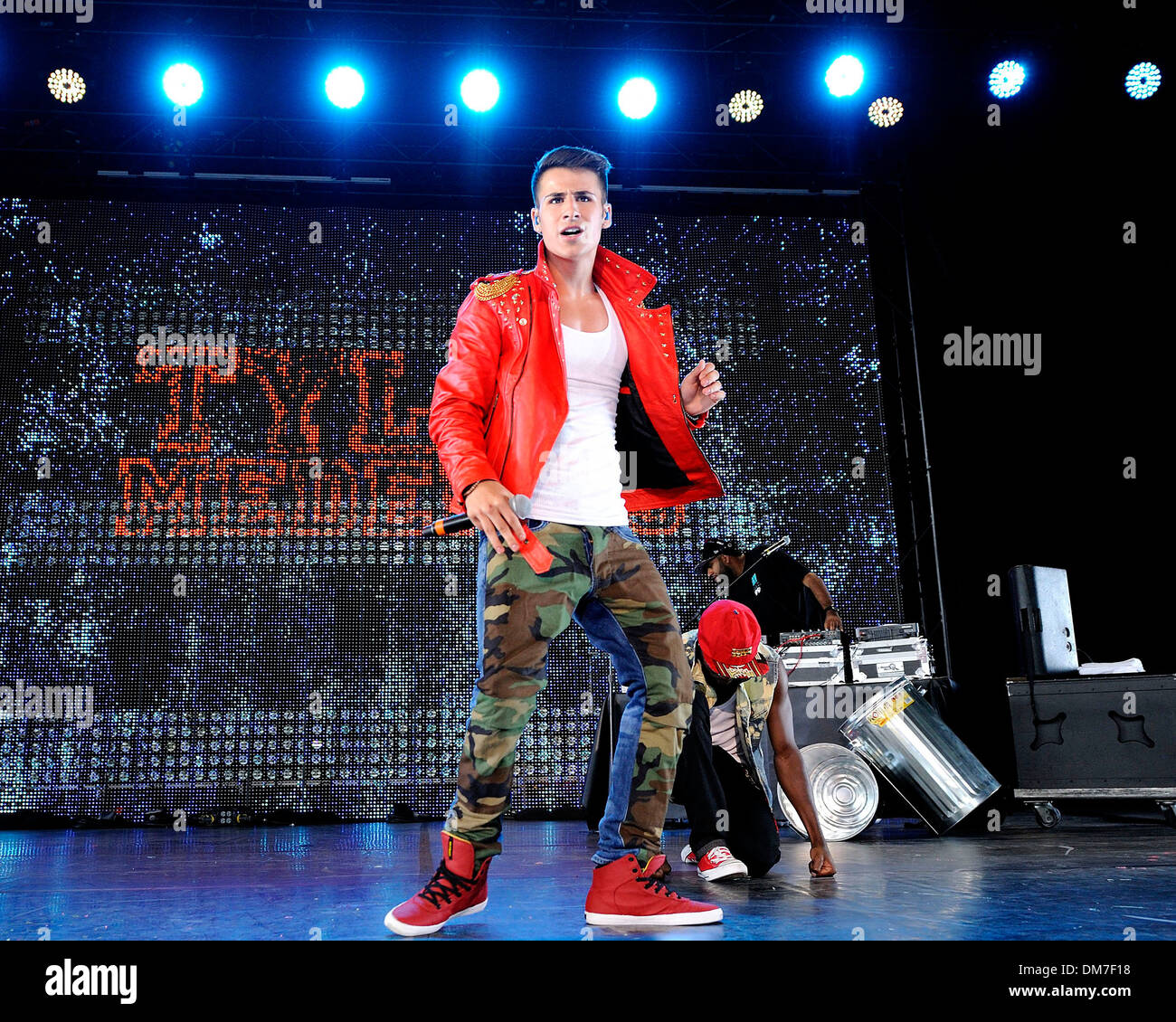 Tyler Medeiros performs at Molson Canadian Amphitheatre for Family ...