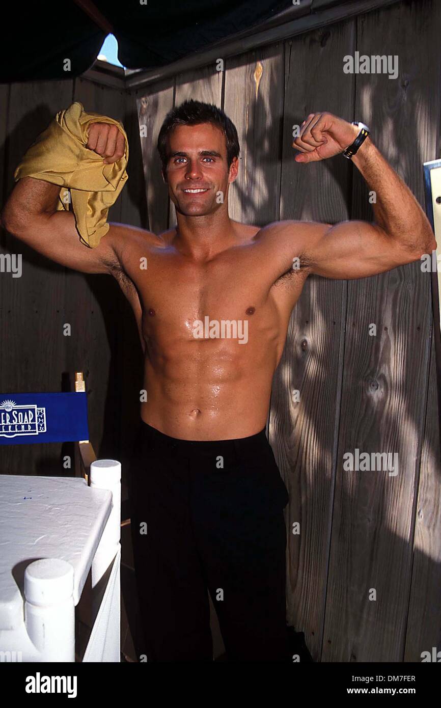 Sept. 25, 1999 - K19223KJ.09/25/1999. KELLY JORDAN / 1999.CAMERON ...