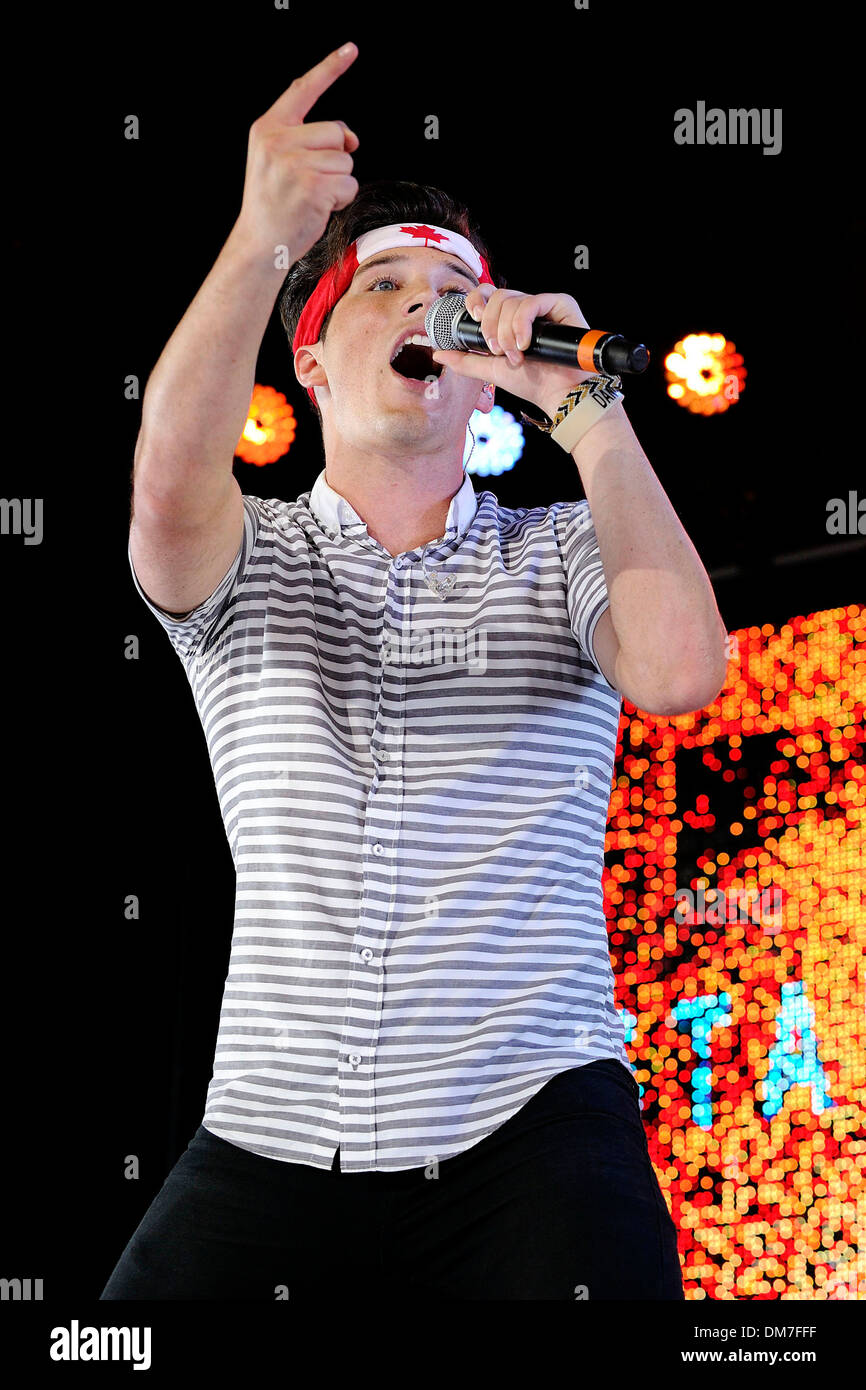 Ticket porter hi-res stock photography and images - Alamy