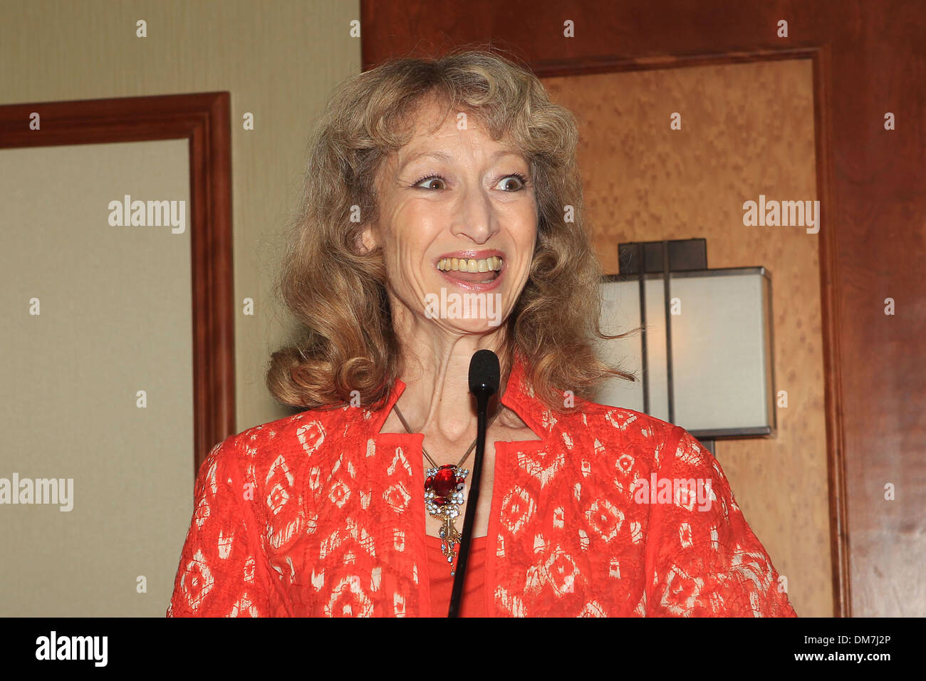 California Secretary of State Debra Bowen Stonewall Young Democrats 6Th ...