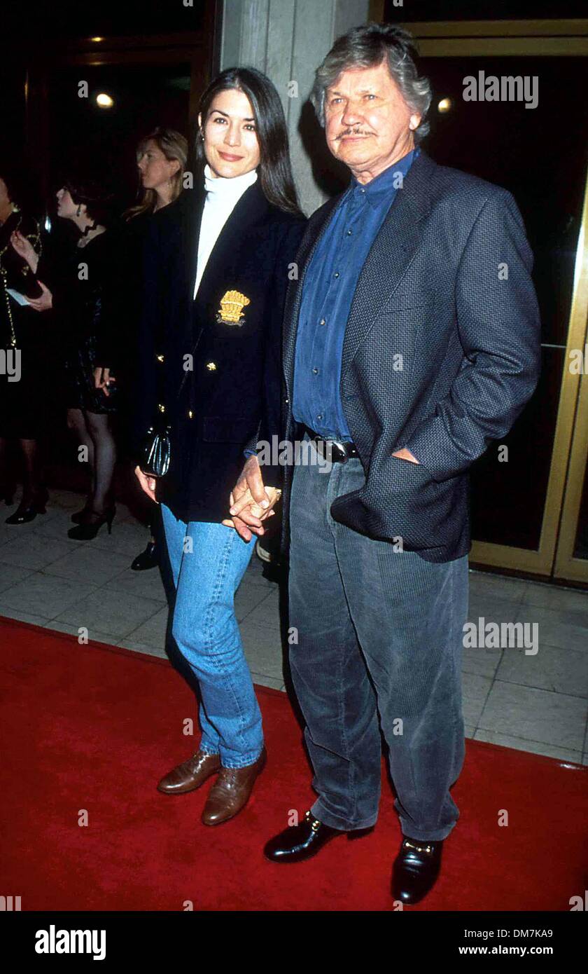 Charles bronson and kim weeks hi-res stock photography and images - Alamy