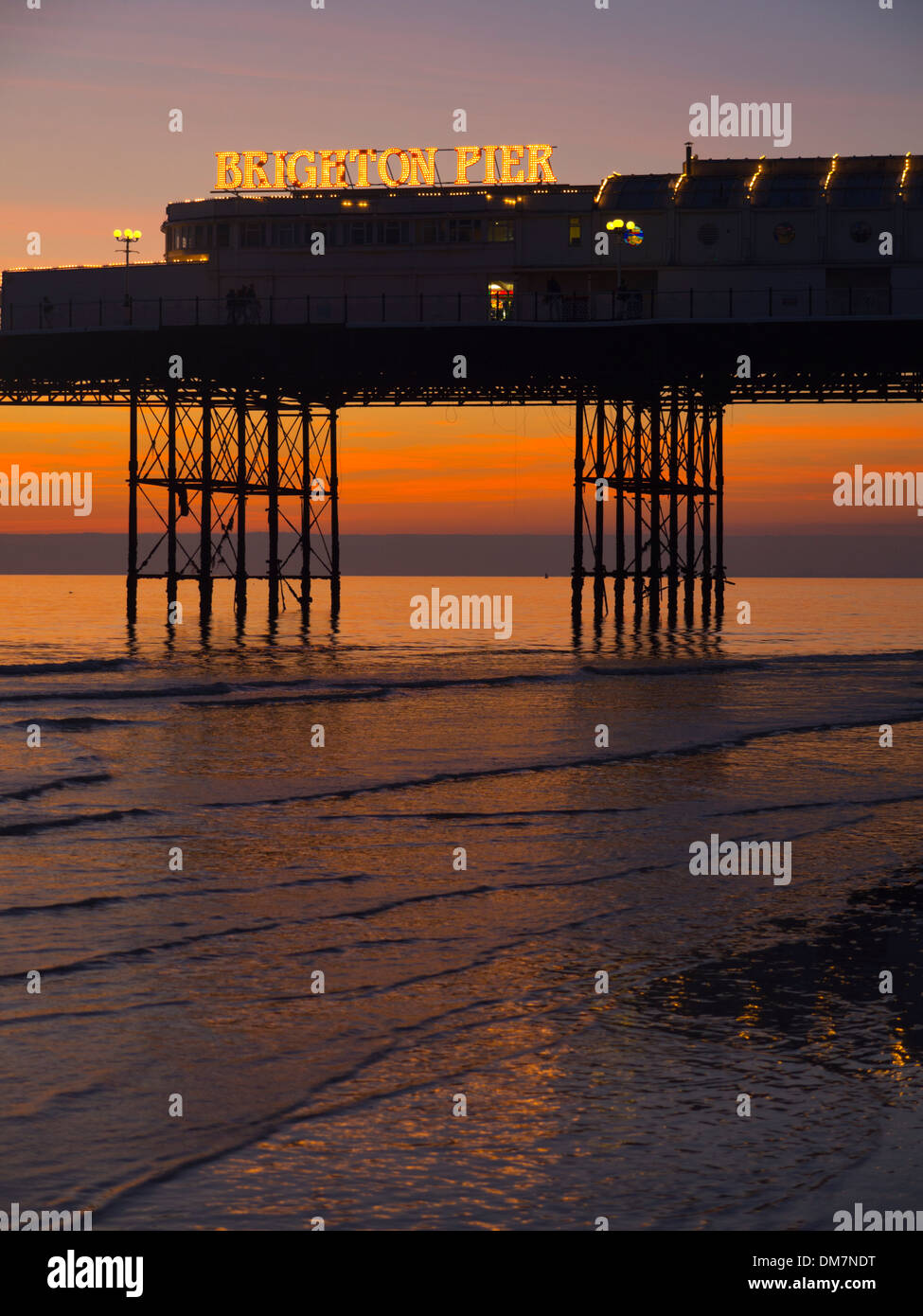 Brighton pier england sunset hi-res stock photography and images - Alamy
