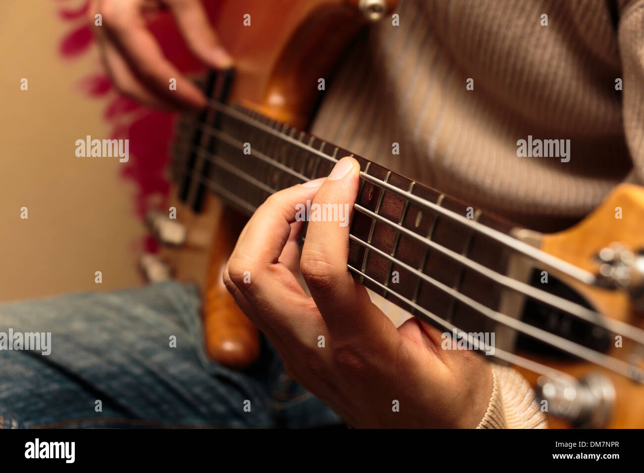 Session guitar hi-res stock photography and images - Alamy