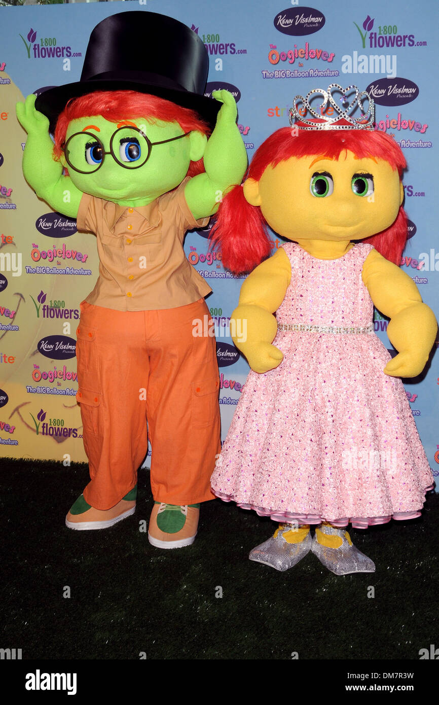 Goobie Zoozie and Toofie at film premiere of 'The Oogieloves in Big ...