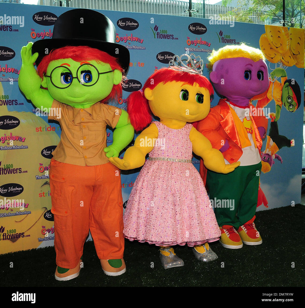 Goobie Zoozie and Toofie at film premiere of 'The Oogieloves in Big ...