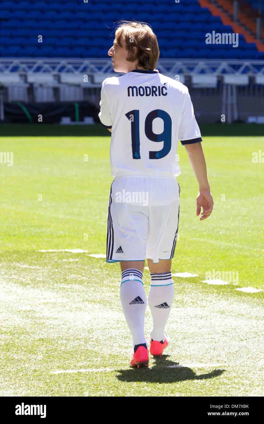 Luka Modric signs Real Madrid at Santiago Bernabeu stadium Madrid Spain ...