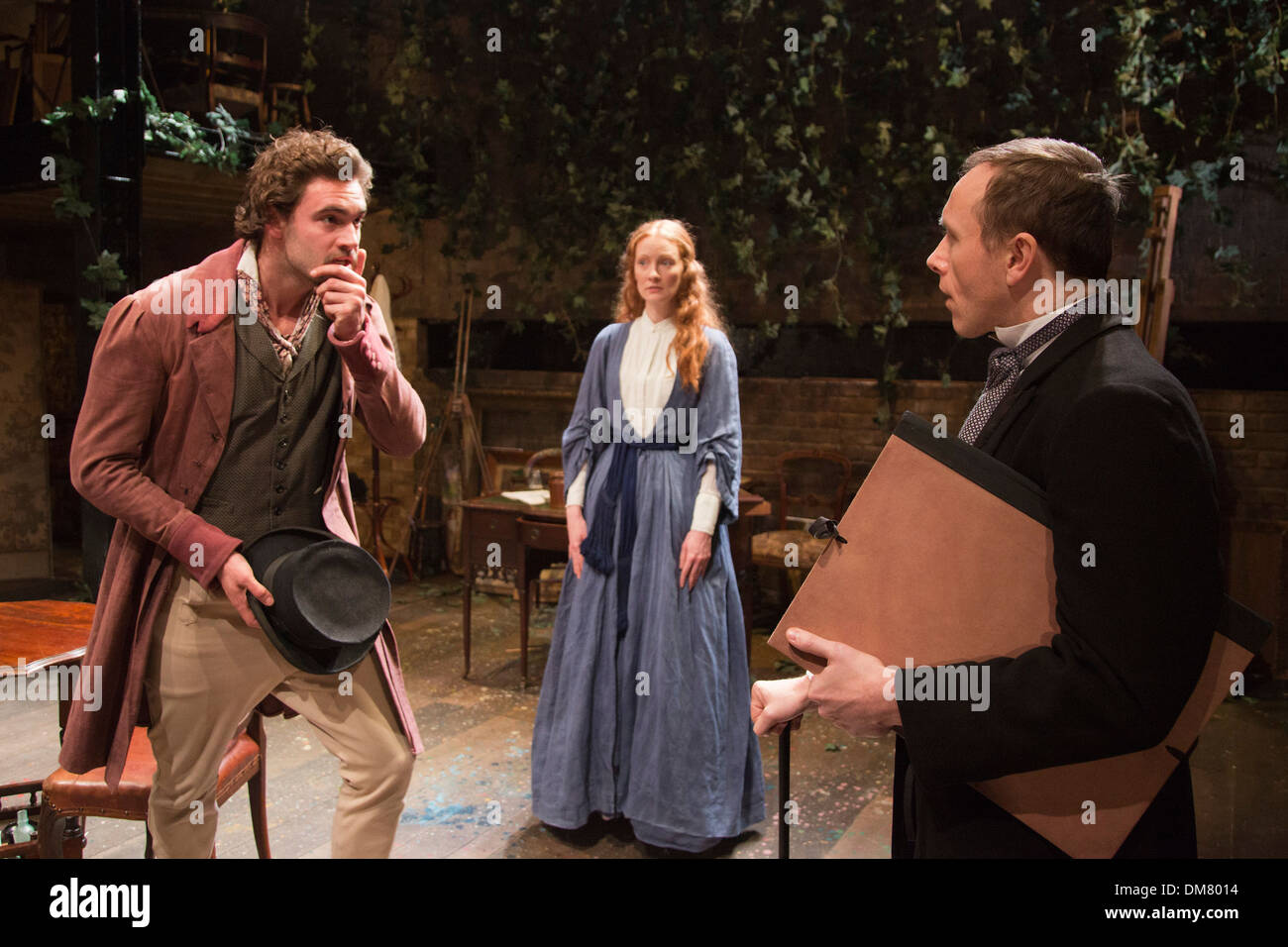 Lizzie siddal hi-res stock photography and images - Alamy