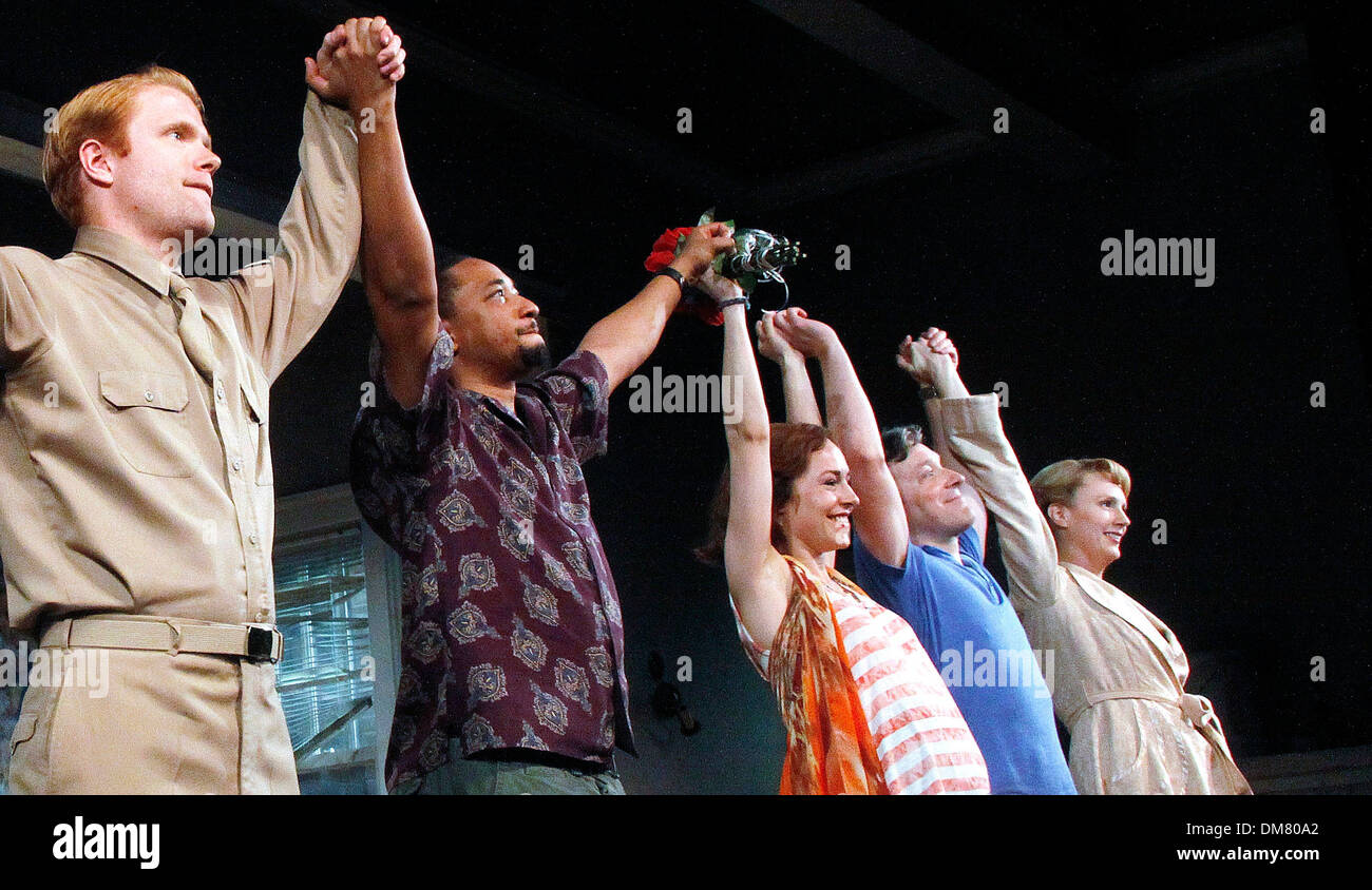 Brendan Griffin Damon Gupton Sarah Goldberg Jeremy Shamos and Christina ...