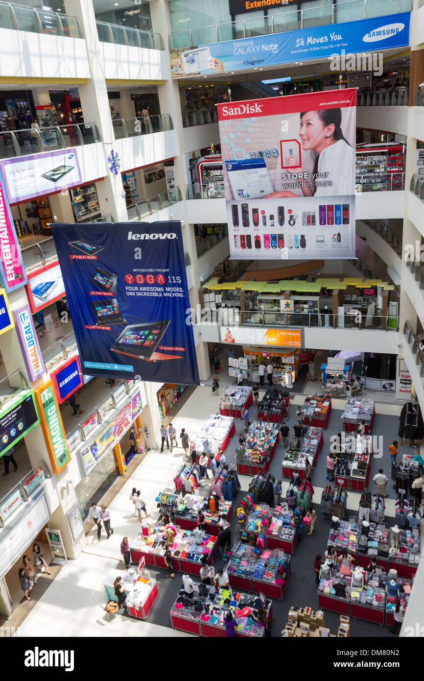 Digital retailers hi-res stock photography and images - Alamy