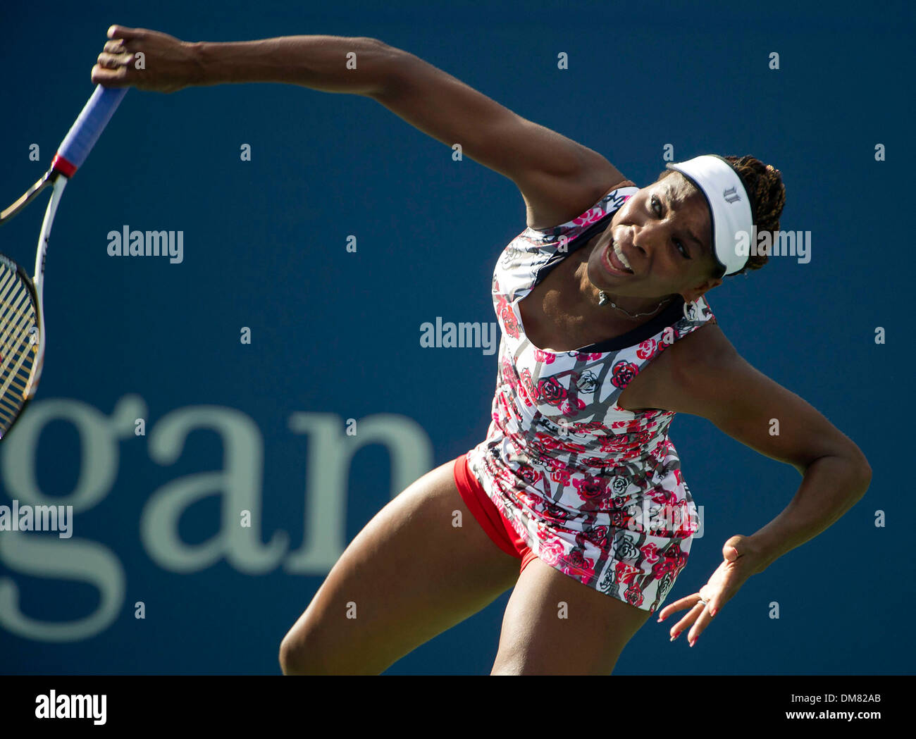 Venus williams first round hi-res stock photography and images - Alamy