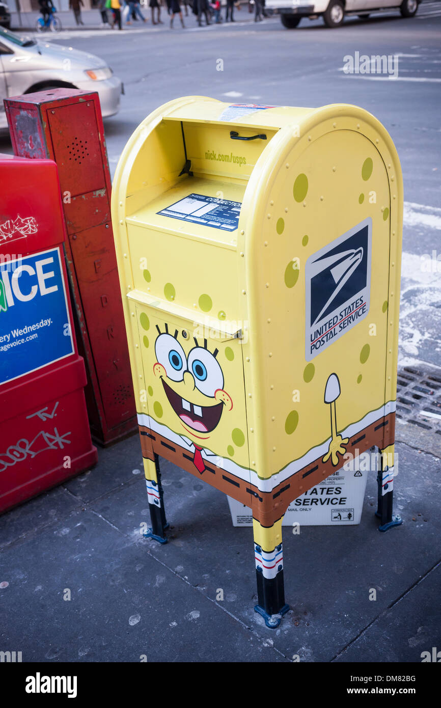 Spongebob squarepants hi-res stock photography and images - Alamy
