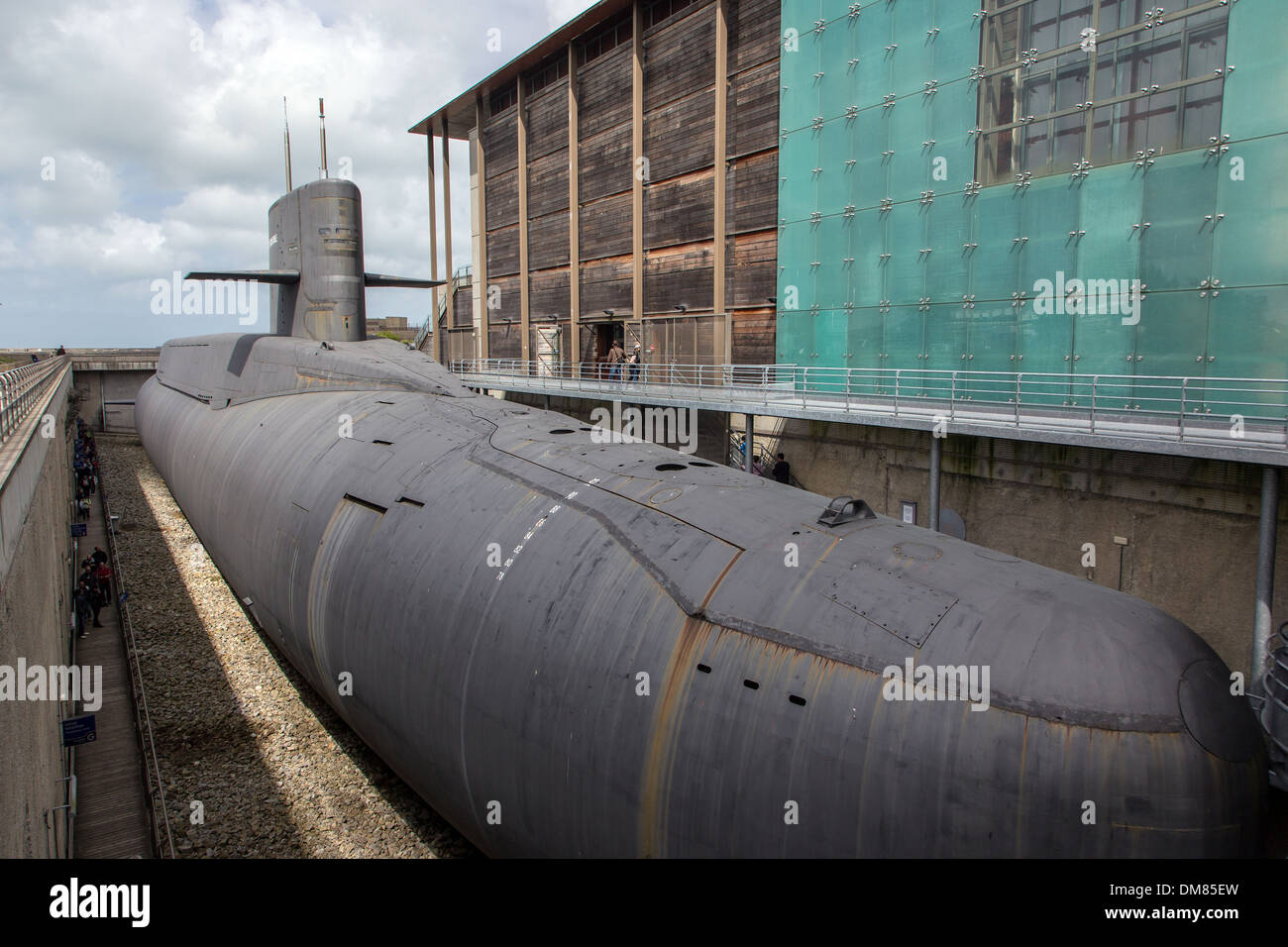 THE REDOUTABLE, THE FIRST FRENCH NUCLEAR BALLISTIC MISSILE SUBMARINE ...