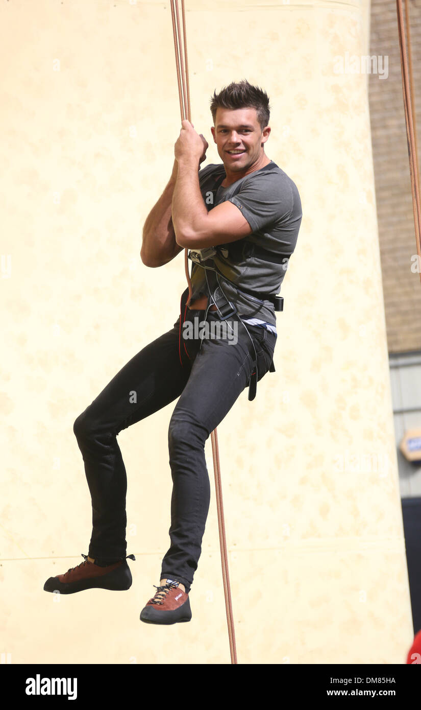 Walkers crisps old hi-res stock photography and images - Alamy