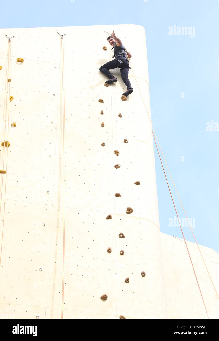Leandro Penna Walker's deep ridged crisps - Britain's tallest climbing ...