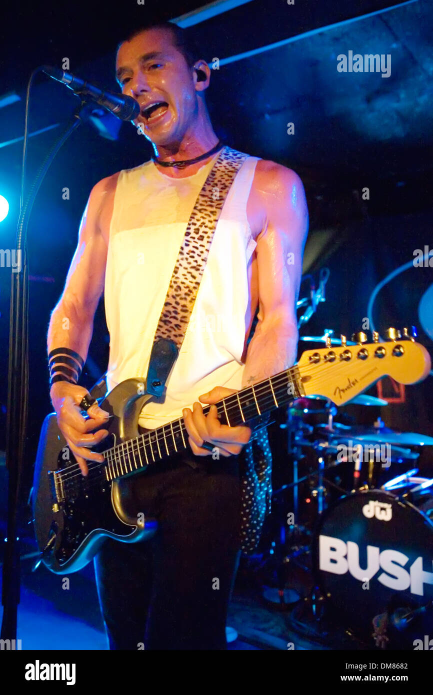 Gavin Rossdale Bush performing their first of only three U.K dates at ...