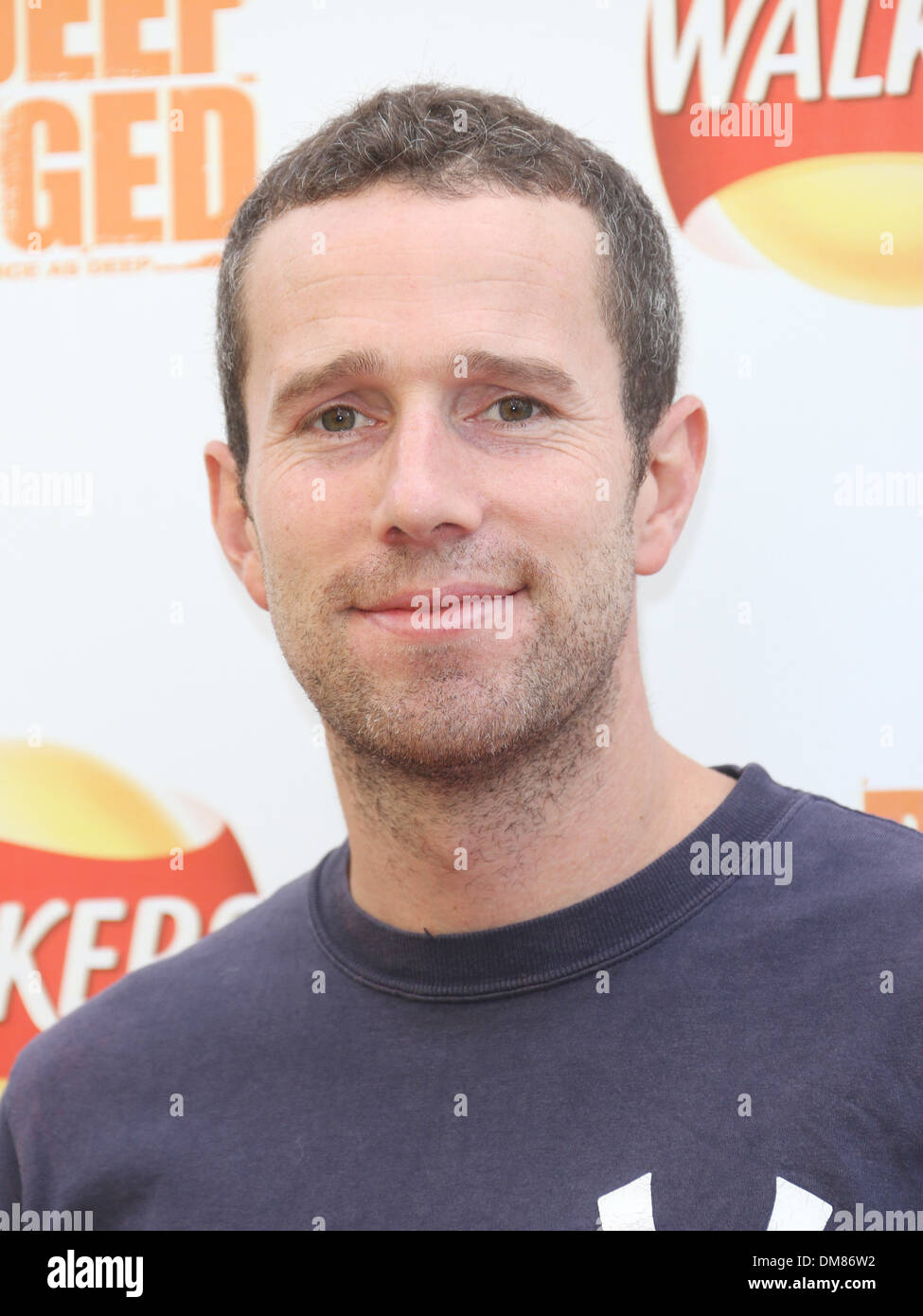 Max Rushden Walker's deep ridged crisps - Britain's tallest climbing ...