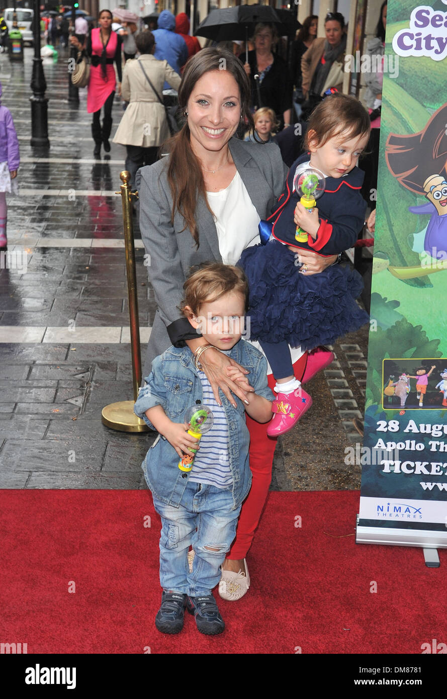 Anna marie wayne hi-res stock photography and images - Alamy