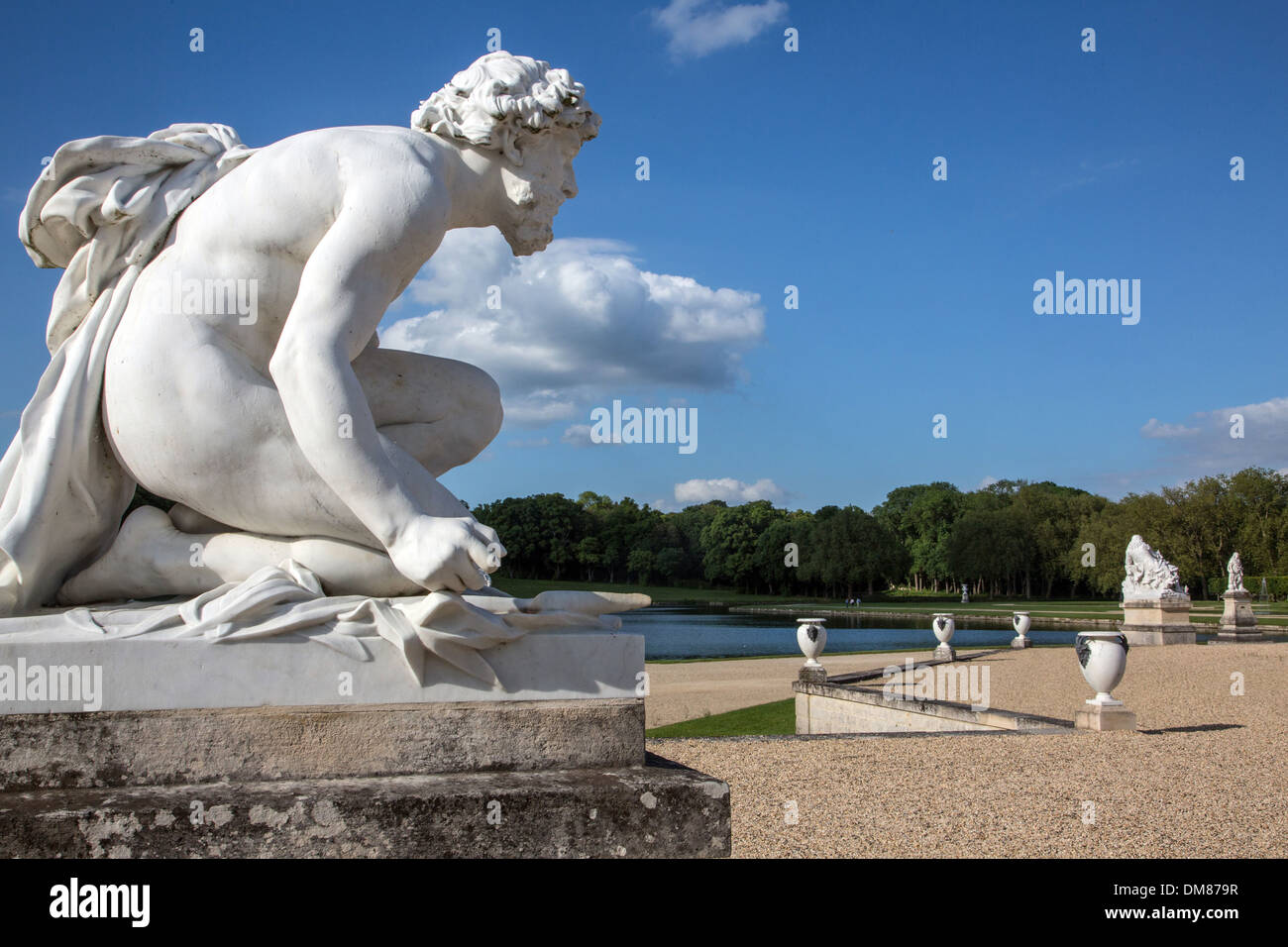 Statue of pluto hi-res stock photography and images - Alamy