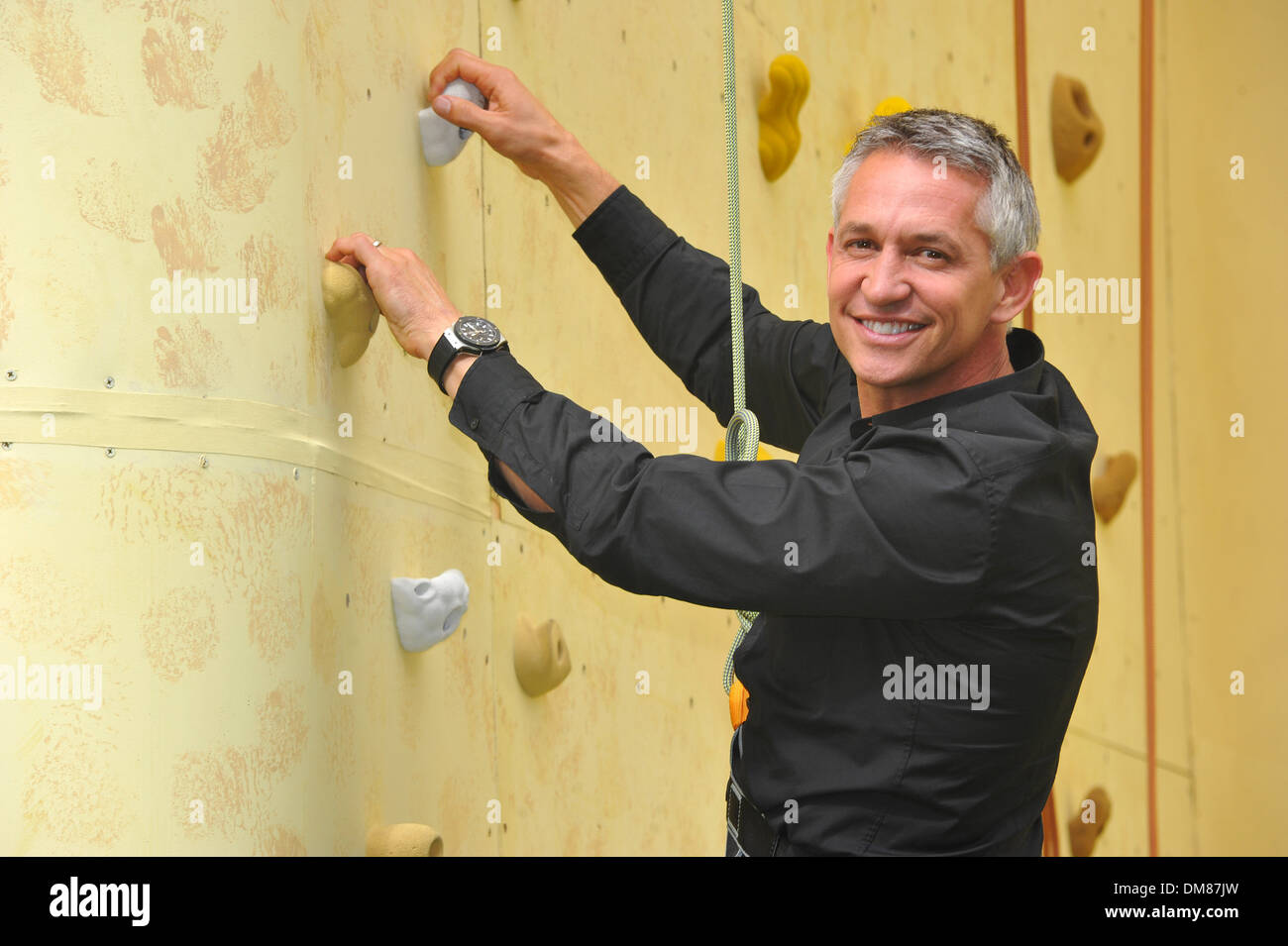 Gary Lineker Walker's deep ridged crisps - Britain's tallest climbing ...