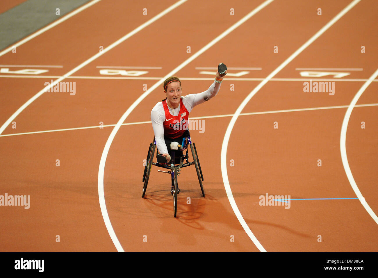 Tina McFadden (USA) wins Gold at London 2012 Paralympic Games - Women's 400m T54 Final - Olympic ...