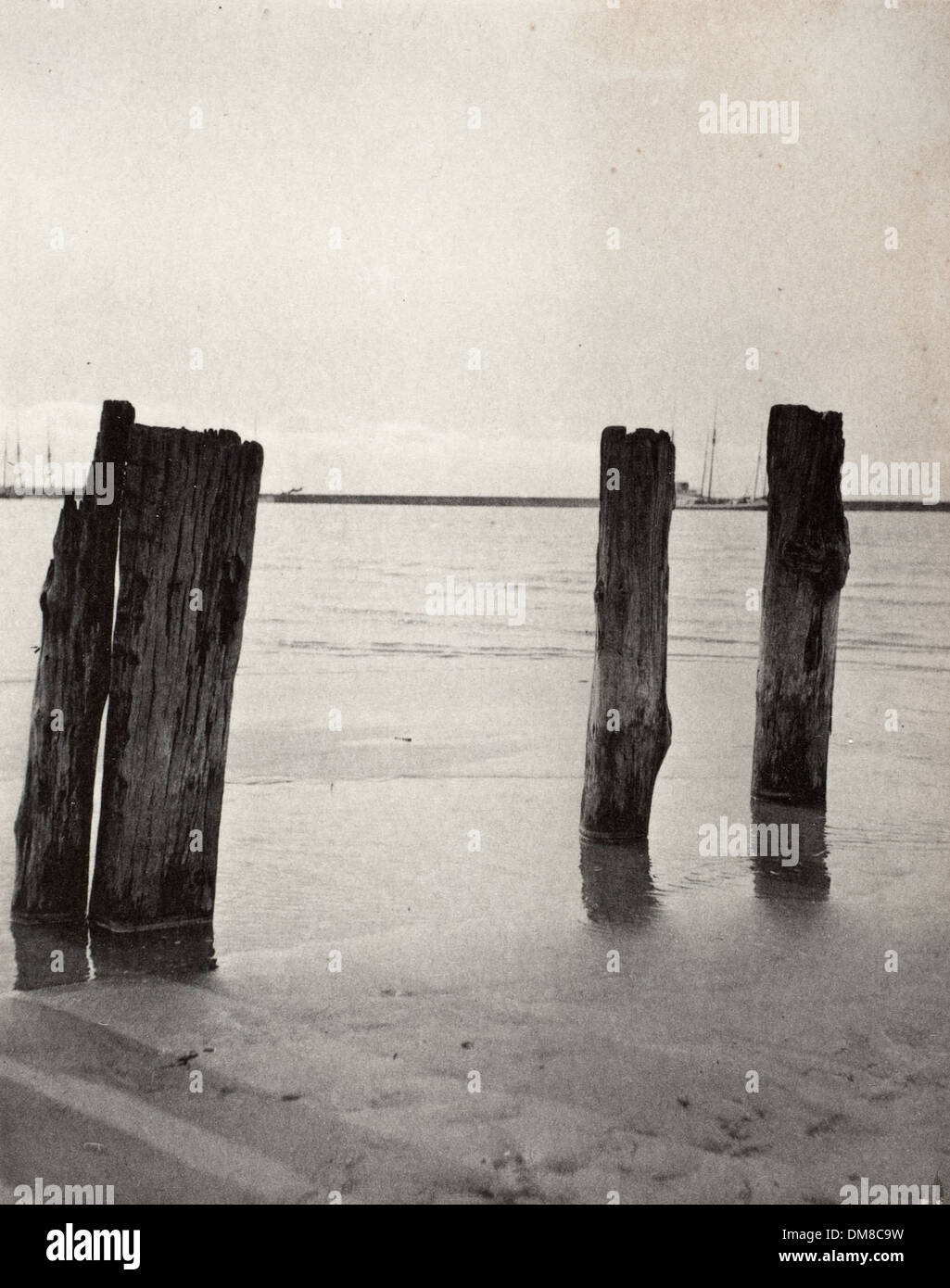 The artwork 'Pylons' is a representation of ancient and Islamic art ...