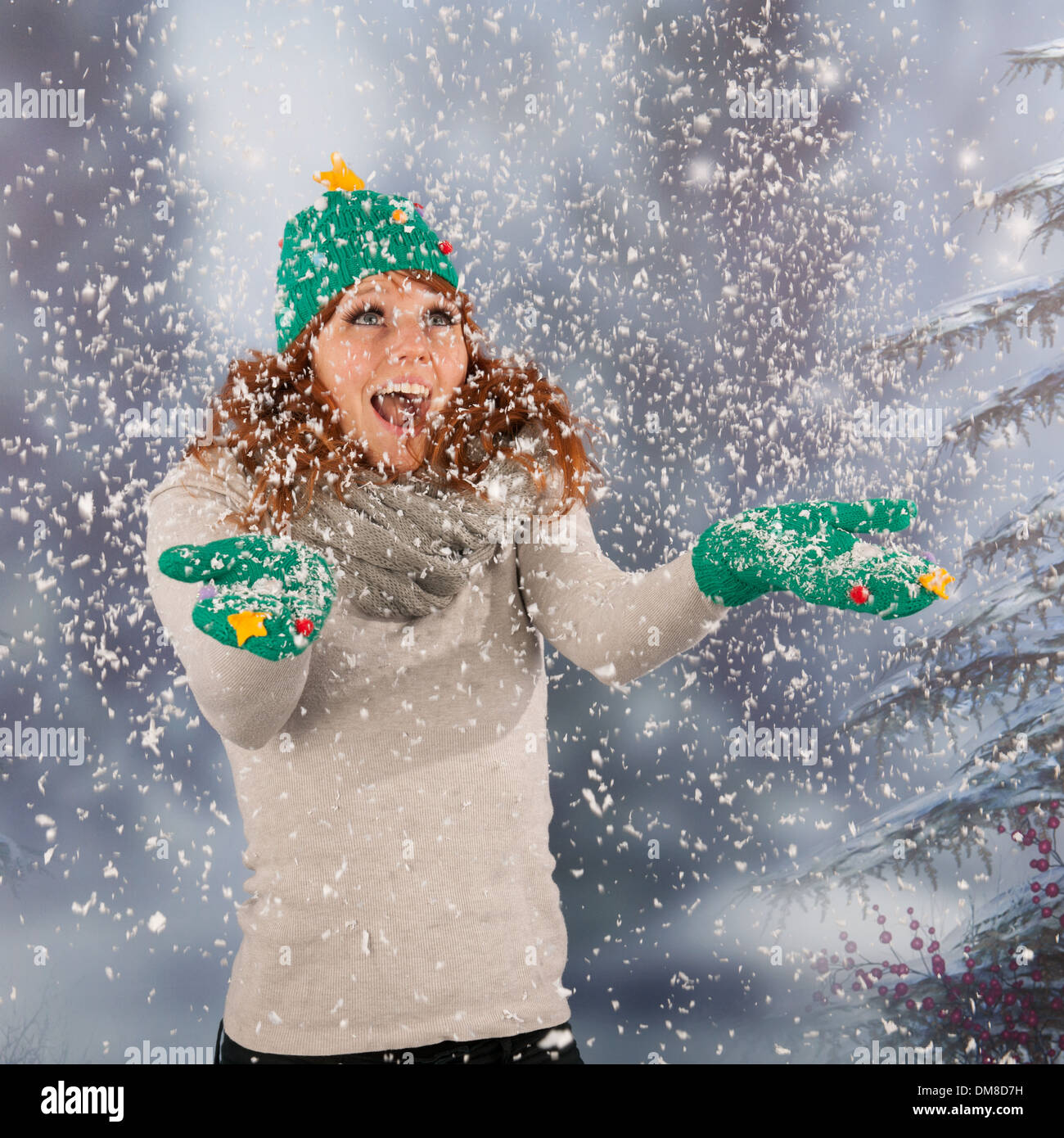Hat snowing hi-res stock photography and images - Alamy